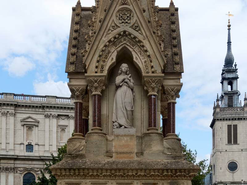A Tour of London's Most Iconic Statues | Culture | SPHERE Magazine