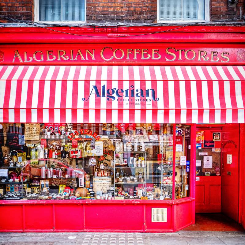 Luxury Lifestyle Magazine for High-end Fashion, Travel, Gourmet and ...